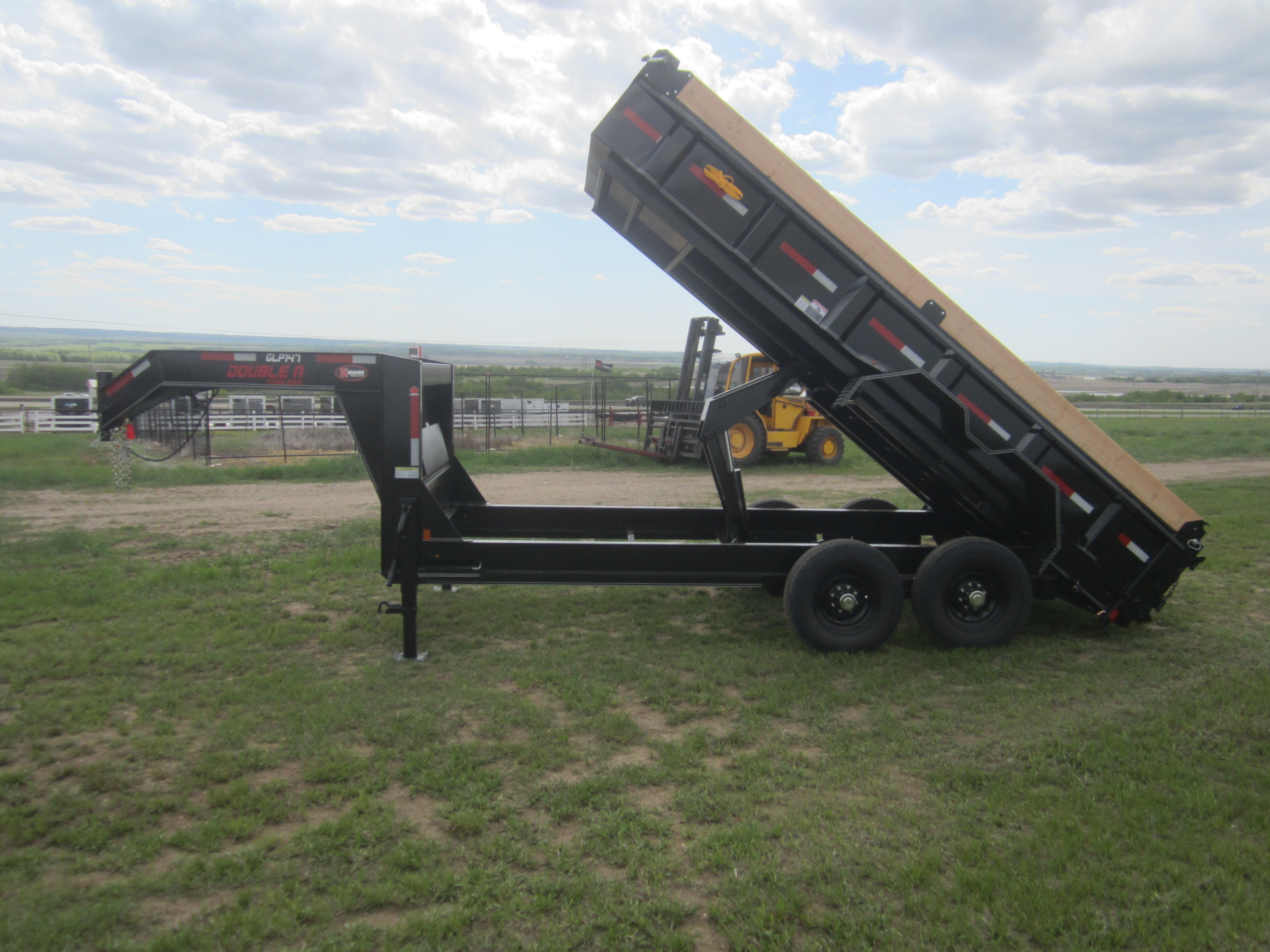 Kramer Trailer Sales - Saskatchewan trailers - North Battleford